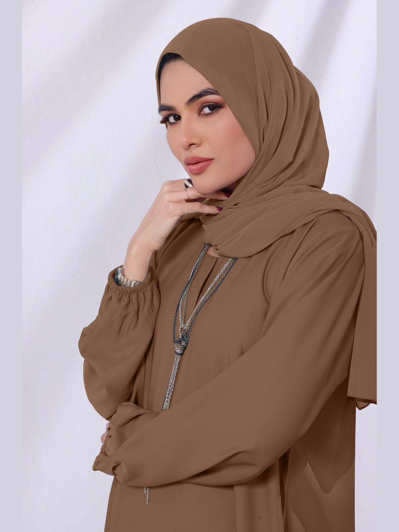 Hazel Aura – Aurora Closet